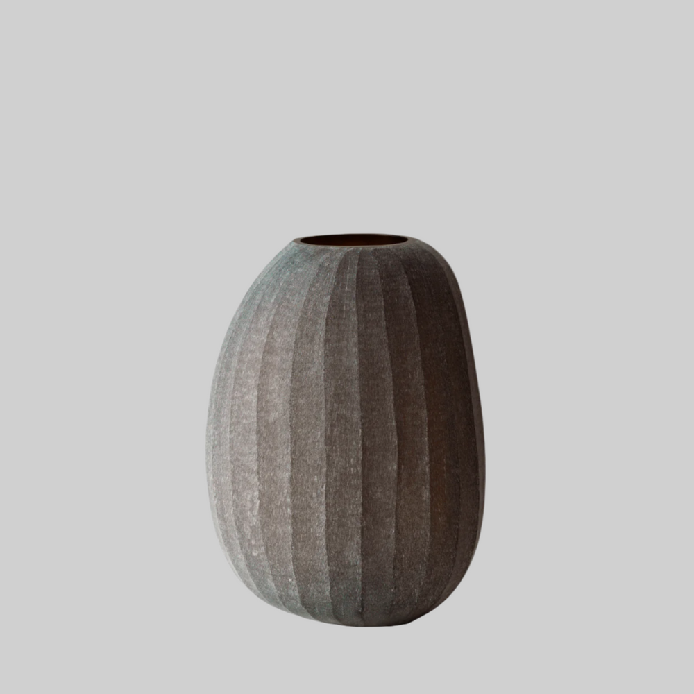 Vases – Page 2