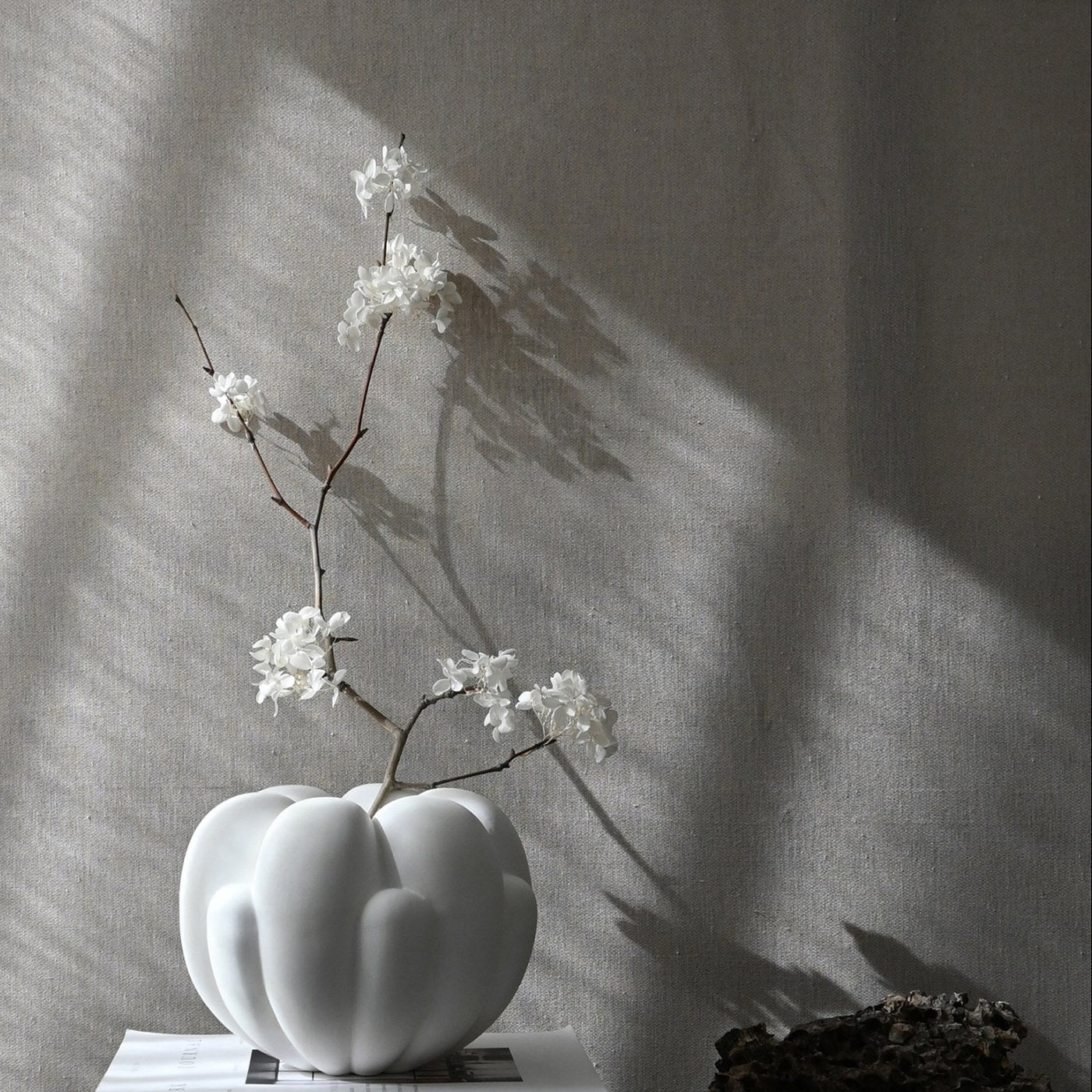 Bloom Vase, Petit - Bone White